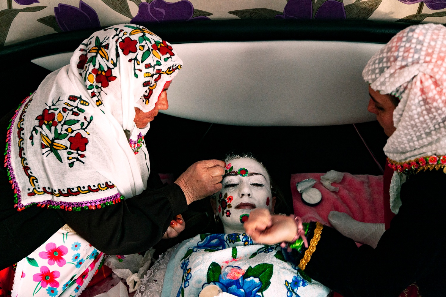 Documentary/Report - Joe Manzanov